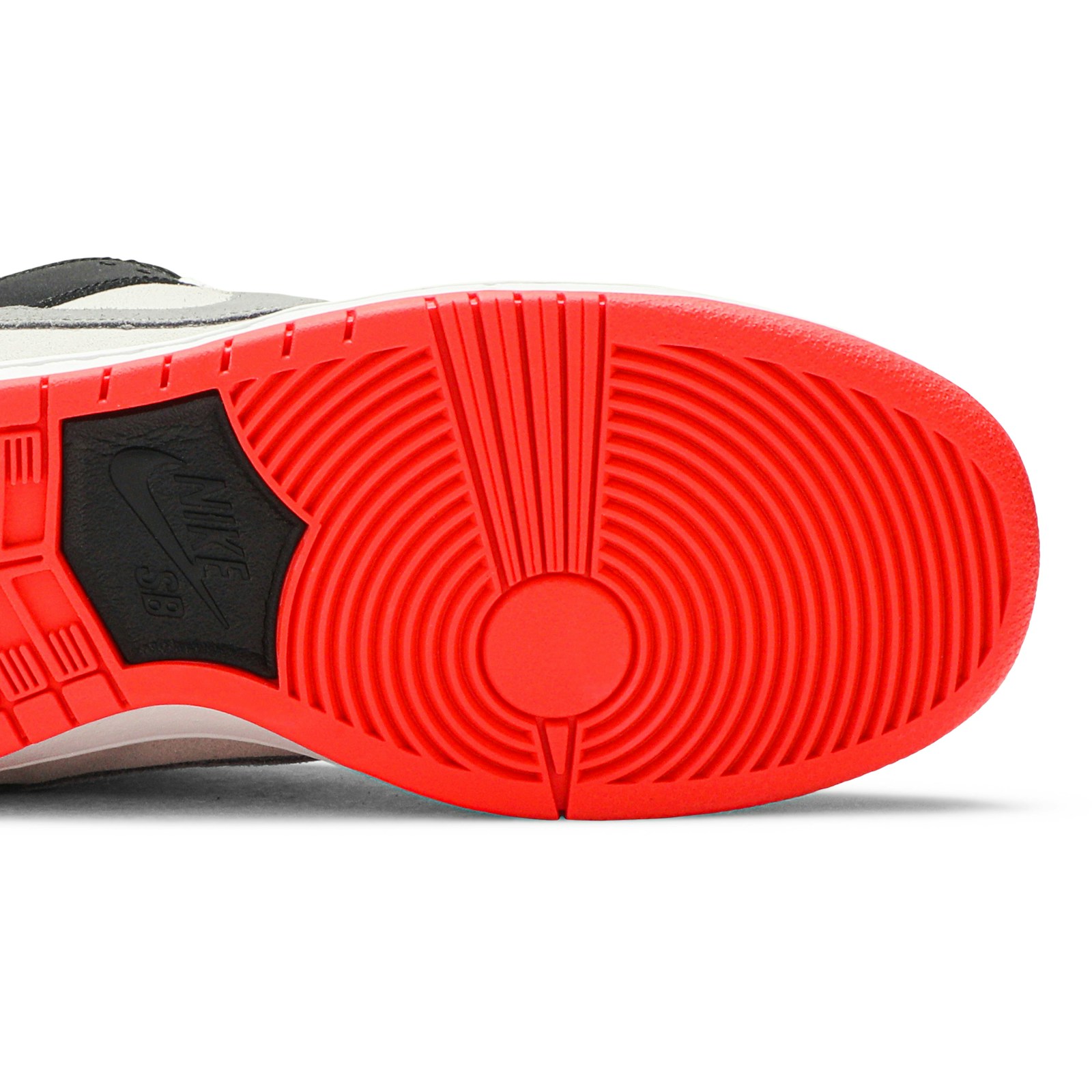 Nike SB Dunk Low ‘AM90 Infrared’ [also worn by Jay Chou] CD2563-004 ...